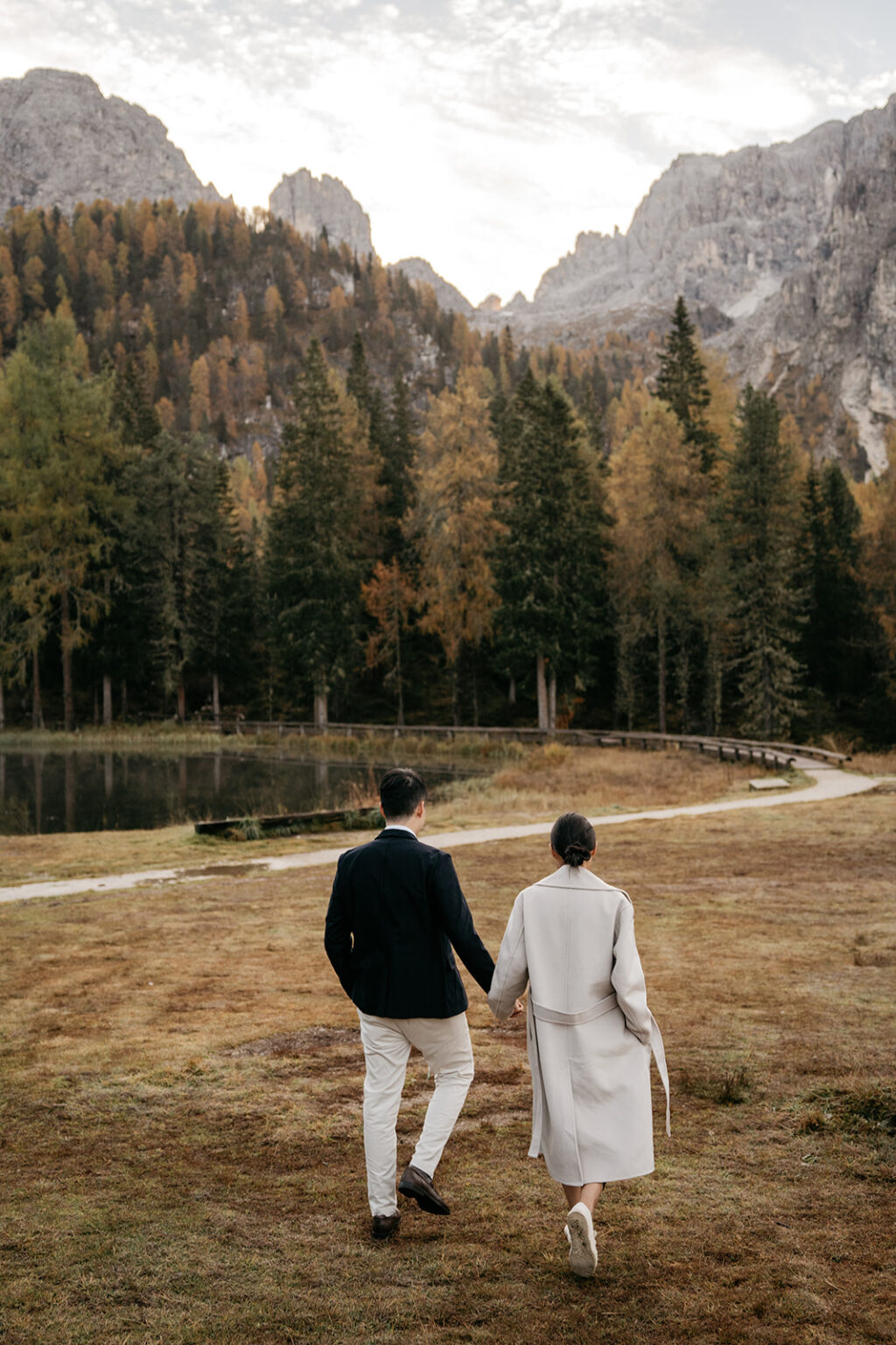 Photographer Naty Lizzy – Annabel & Wern Han • Alpine Adventures • Pre ...