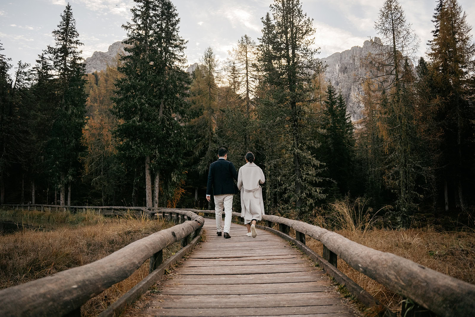 Photographer Naty Lizzy – Annabel & Wern Han • Alpine Adventures • Pre ...