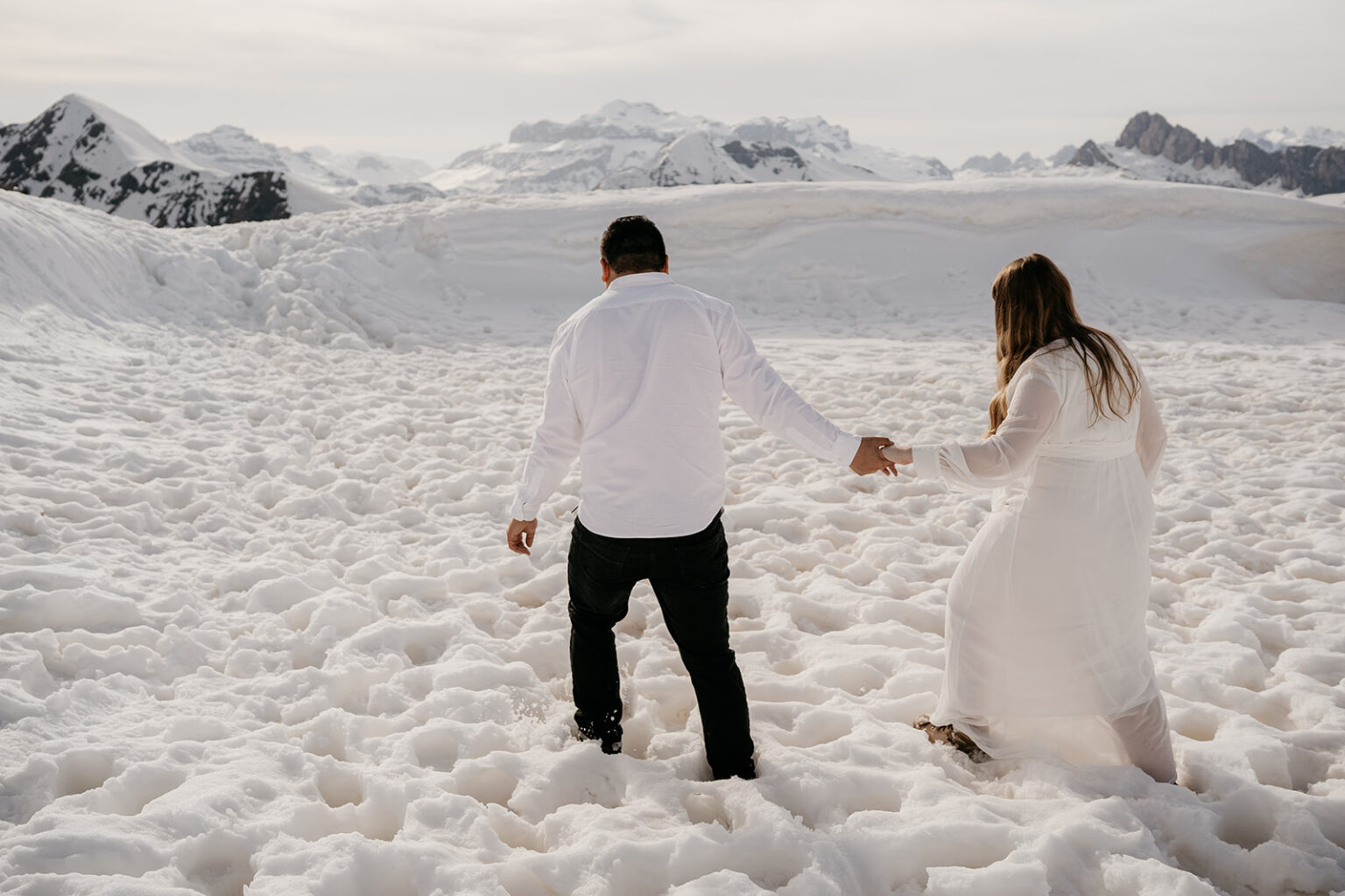 Photographer Naty Lizzy – Brooke & Ricky • Snow-kissed Spring • A ...