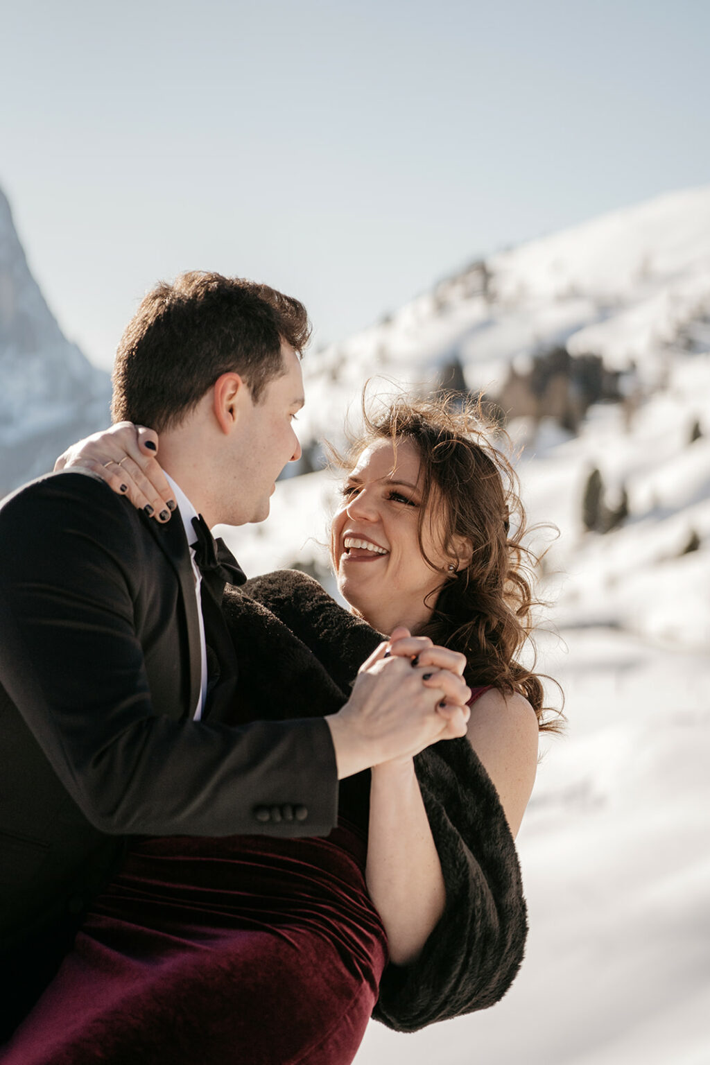 Photographer Naty Lizzy – Katie & Luke • Timeless Love • Winter Vow ...